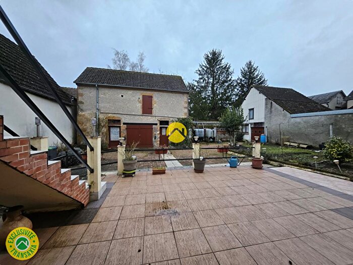 Maison à vendre - Nérondes - 10 pièces - 5 chambres