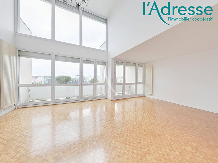 Appartement à vendre - Noisy-le-Grand, Centre-ville - 6 pièces - 4 chambres