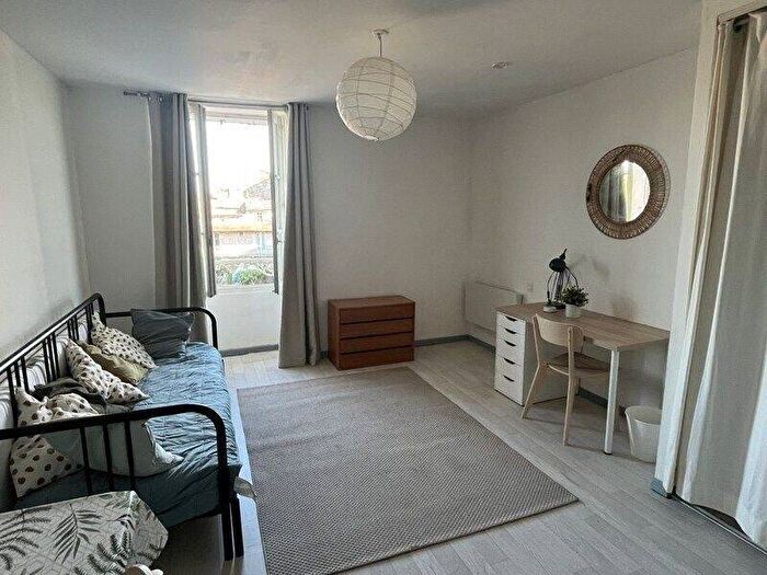 Appartement à louer - Commerce-Marchoux, Fontenay-le-Comte - 1 pièce