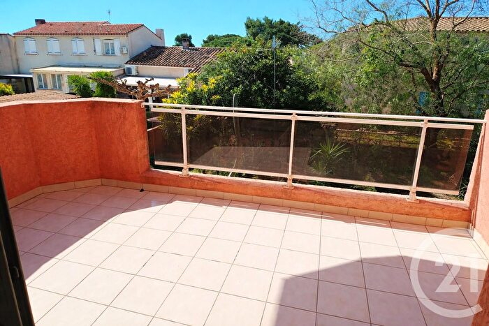 Appartement à vendre - Sainte-Marie-la-Mer - 3 pièces - 2 chambres