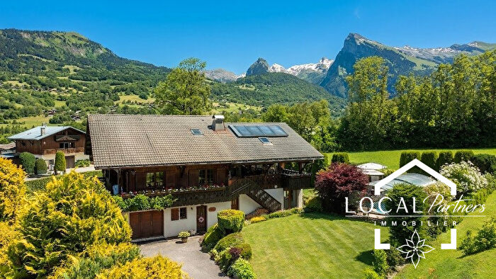 Morillon : Maison 12 pièces à vendre
