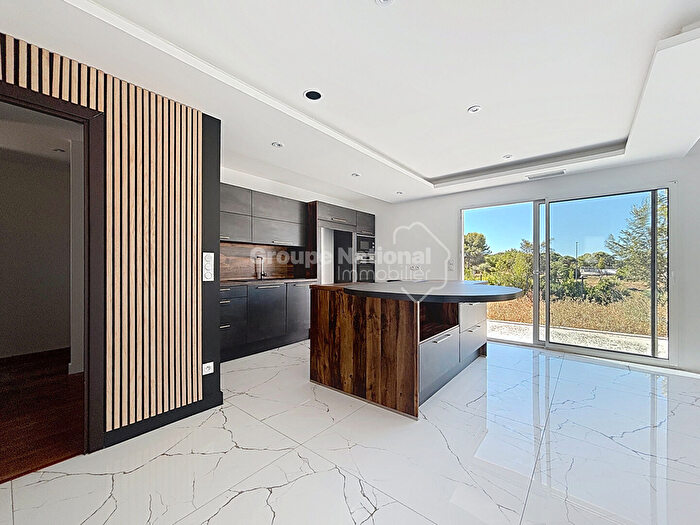 Maison à vendre - Garons - 5 pièces - 4 chambres