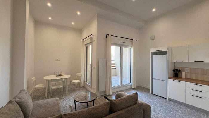 Appartement 1 pièce à louer à Le Bernay-Valfuret-La Rivière, Saint-Étienne