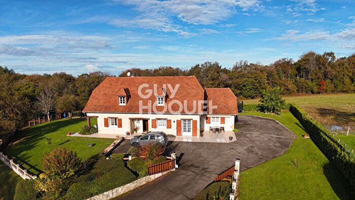 Maison à vendre - Orion - 6 pièces - 4 chambres