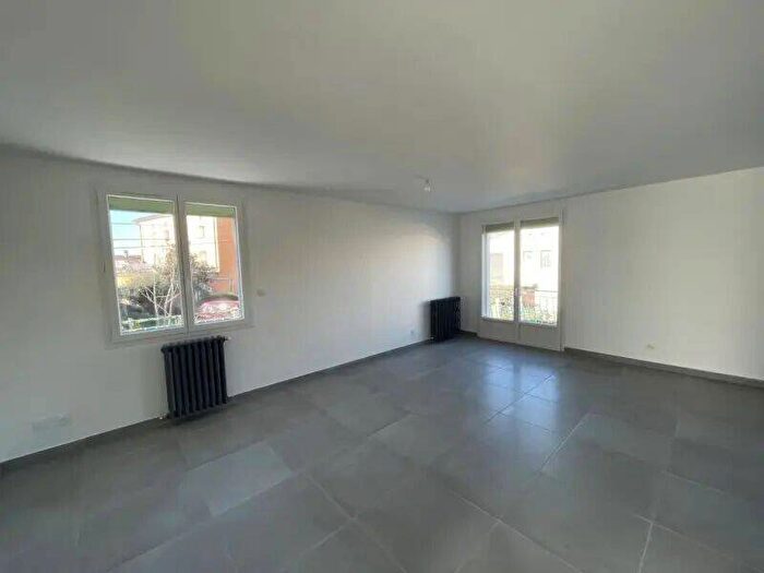Maison 5 pièces à Centre Ville-Stalingrad, Alès, à louer