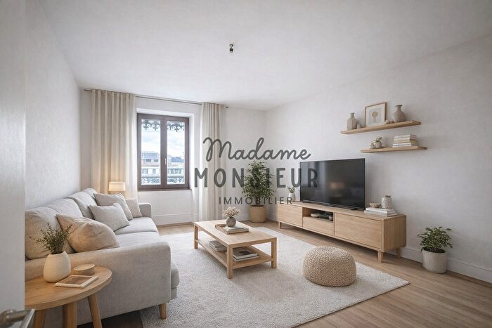 Bourgoin-Jallieu, Centre-ville, Pont Saint-Michel - Appartement 2 pièces à vendre