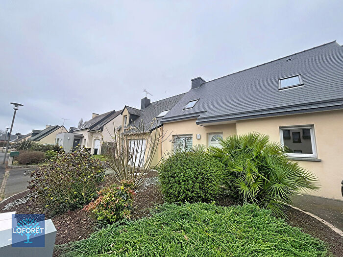 Maison à louer - Lécousse - 5 pièces - 2 chambres