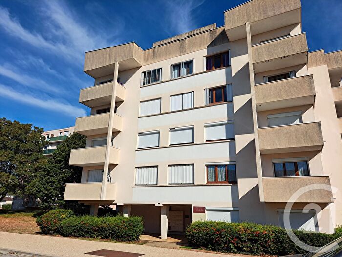 Appartement 2 pièces à vendre - Malesherbes