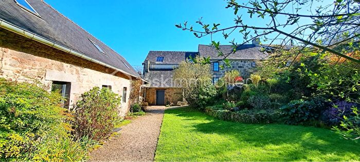 Maison à vendre - Commana - 8 pièces - 6 chambres