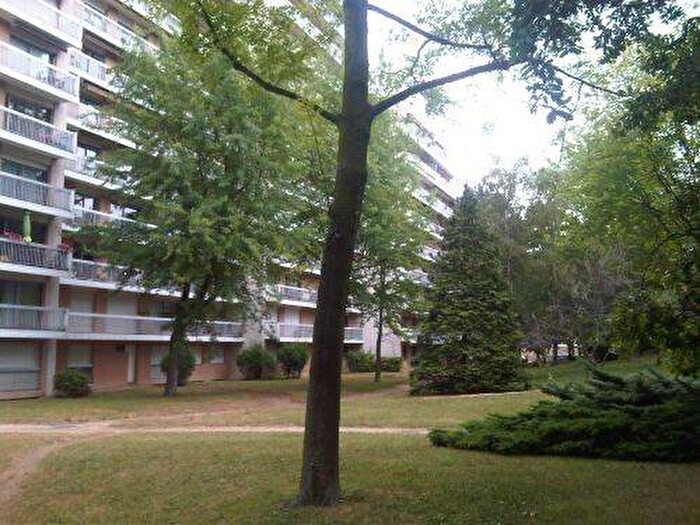 Appartement à louer - Le Centre, Maisons-Alfort - 1 pièce