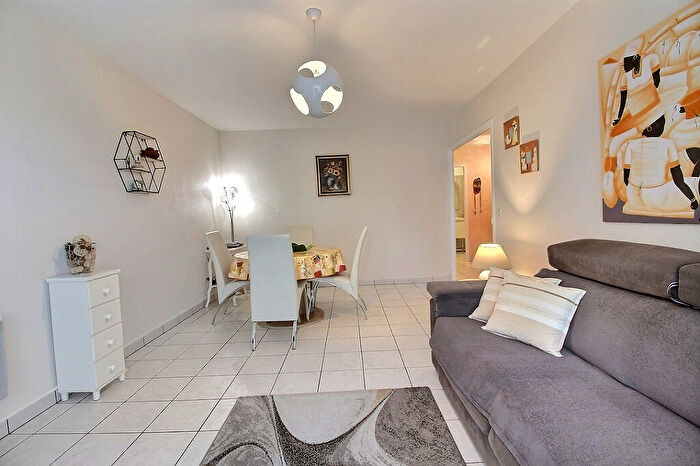 Appartement à vendre - Évian-les-Bains - 2 pièces - 1 chambre