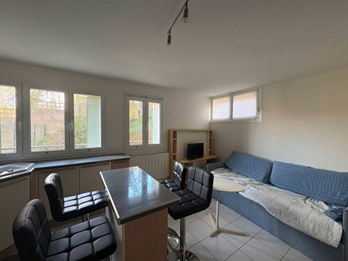 Appartement à louer - Montchat, Lyon ème arrondissement - 1 pièce