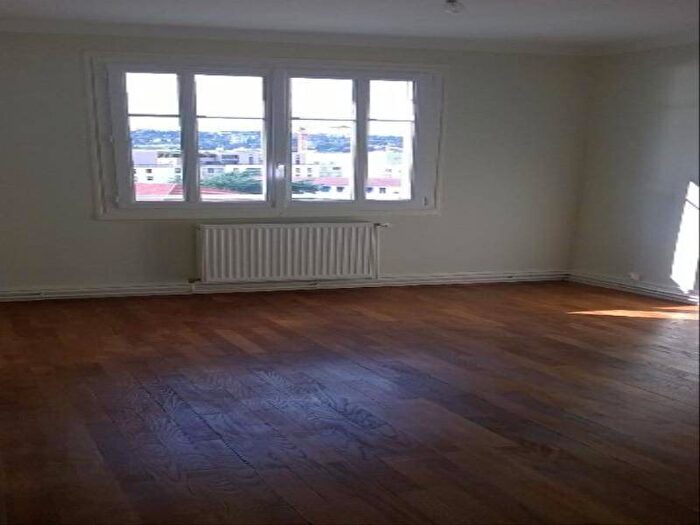 Appartement à louer - Girondins, Lyon ème arrondissement - 3 pièces - 2 chambres