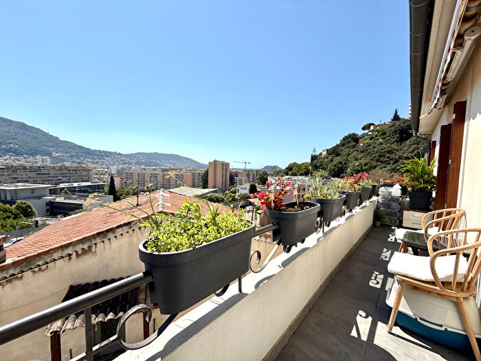 Appartement à vendre - Nice, Pasteur - 4 pièces - 3 chambres