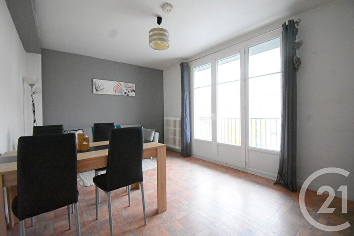 Appartement à vendre - Vichy, Les Romains - 2 pièces - 1 chambre