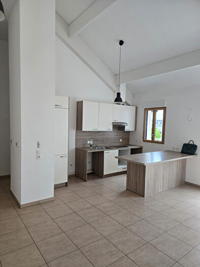 Appartement à louer - Le Perreux-sur-Marne, Centre-ville, Quais dArgonne - 3 pièces - 2 chambres