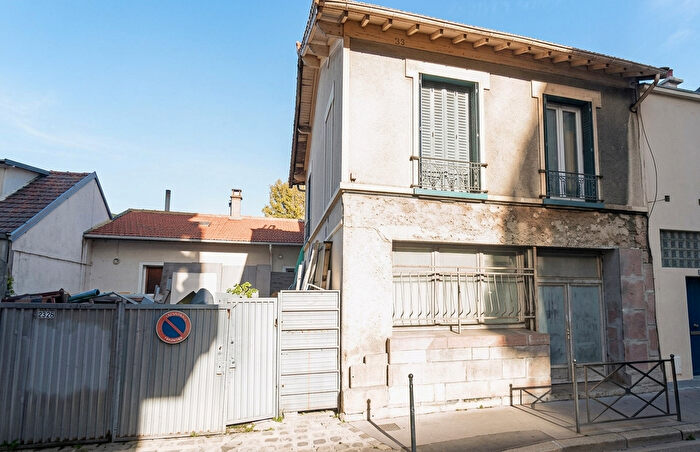 Courbevoie, Faubourg de l'Arche - Maison 5 pièces à vendre