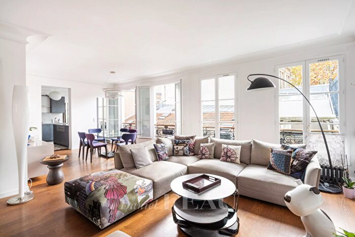 Appartement à vendre - Paris e , Saint-Gervais - 5 pièces - 4 chambres