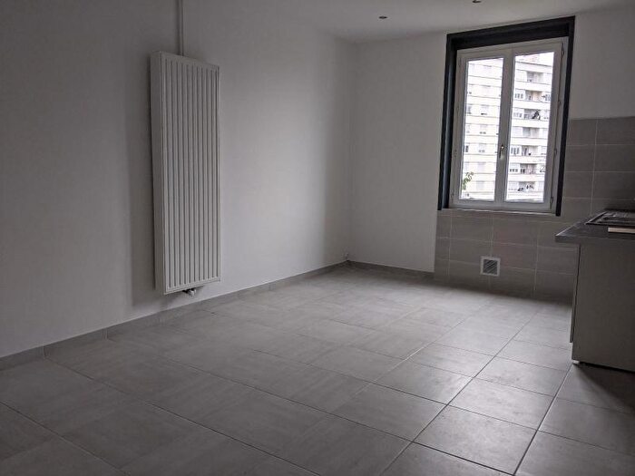 Lyon 8ème, Etats Unis - Appartement 2 pièces à louer