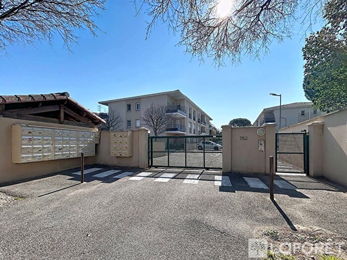 Appartement à louer - Bourdines, Sorgues - 2 pièces - 1 chambre