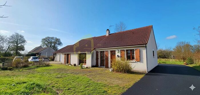 Maison à vendre - Neuvy-Saint-Sépulchre - 8 pièces - 8 chambres