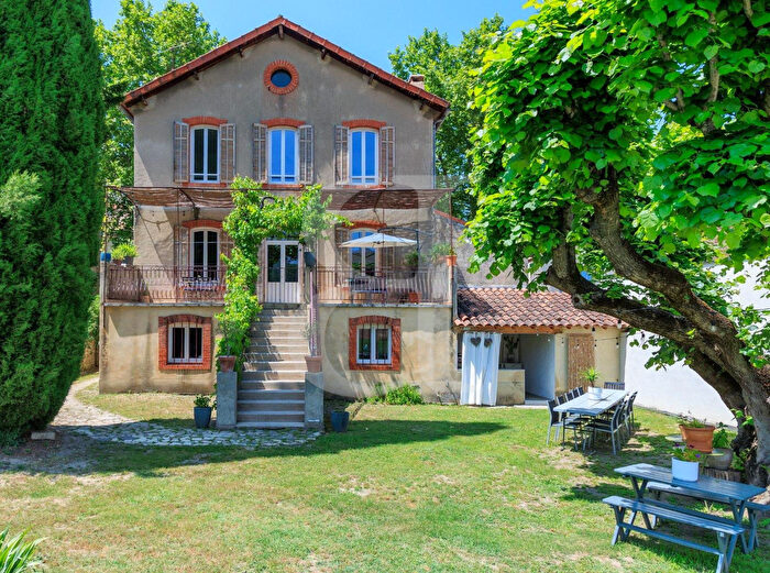 Maison à vendre - Vaison-la-Romaine - 5 pièces - 4 chambres