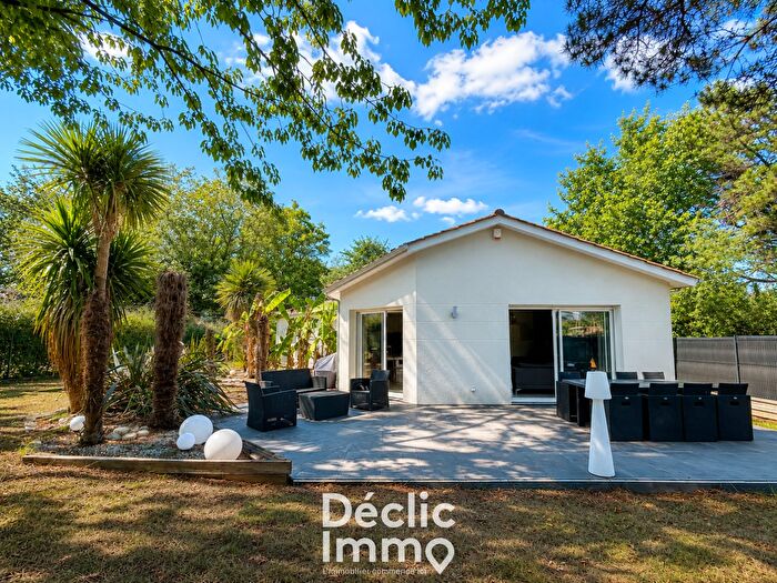 Maison 5 pièces à Camblanes-et-Meynac, à vendre