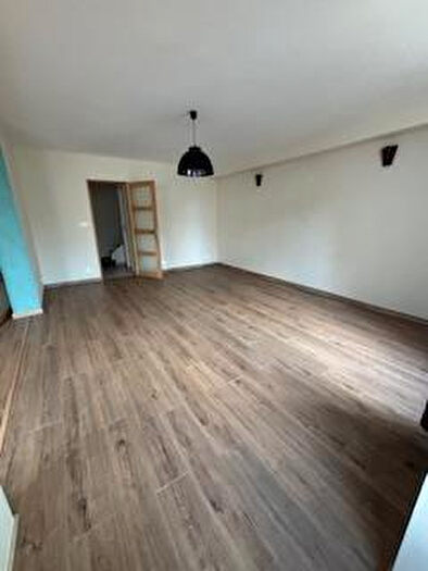 Saint-Michel-Mont-Mercure : Maison 5 pièces à louer