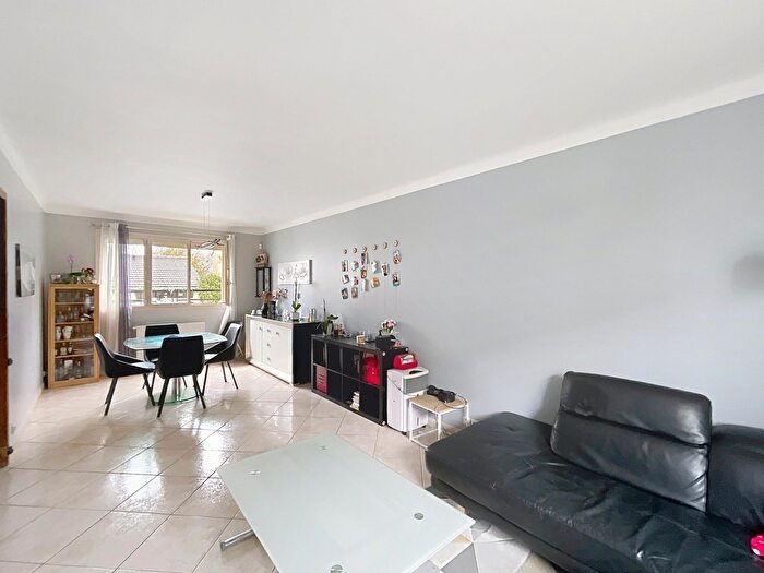 Maison à vendre - Vitry-sur-Seine, Plateau - 6 pièces - 4 chambres