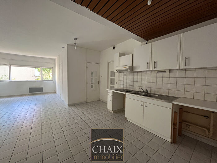 Aubagne, Centre-ville, Beaumond - Appartement 2 pièces à louer