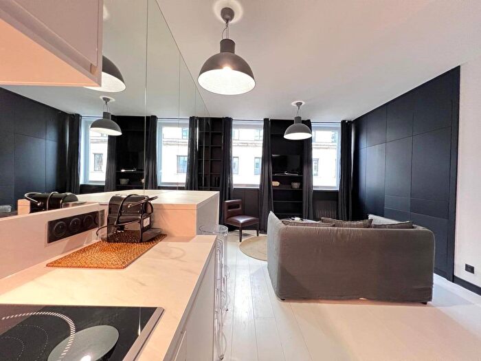 Appartement à louer - Les Halles, Paris er arrondissement - 1 pièce