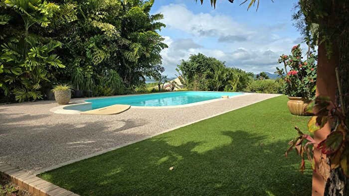 Maison à vendre - Les Trois-Îlets - 6 pièces - 4 chambres