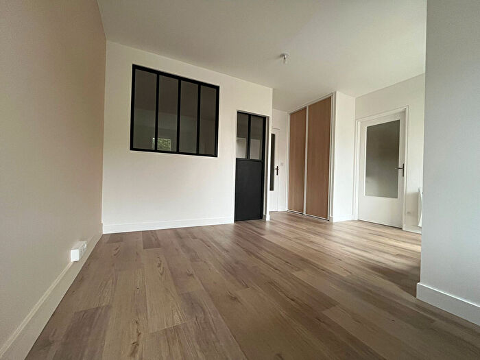 Appartement à louer - Besançon, Chaprais Cras - 1 pièce