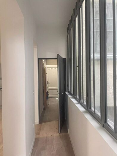 Appartement à louer - Nîmes, Ecusson, Arènes - 3 pièces