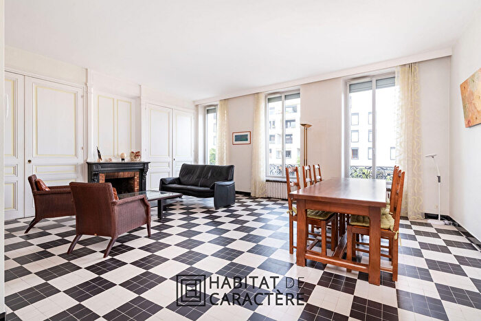 Appartement 4 pièces à vendre à Sathonay-Camp