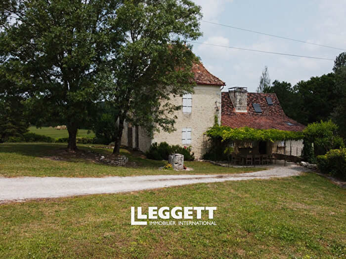 Maison à vendre - Monsaguel - 19 pièces - 8 chambres