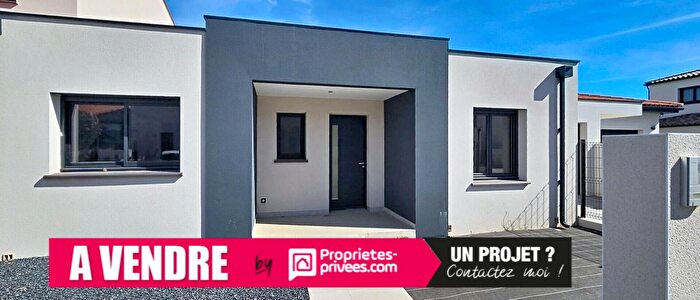 Maison 4 pièces à Saint-Cyprien, Le Collège, à vendre