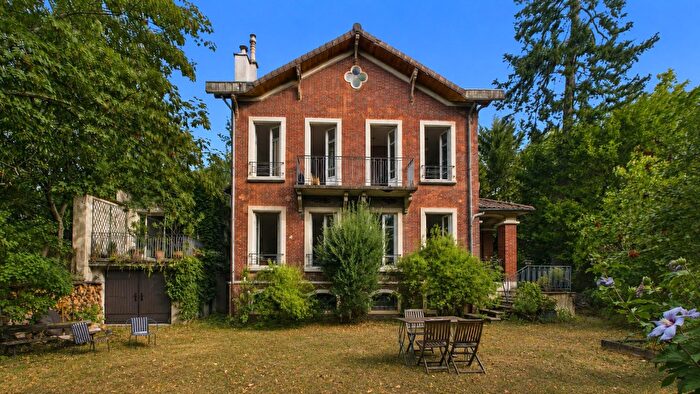 Saint-Cloud, Pasteur, Magenta - Maison 10 pièces à vendre