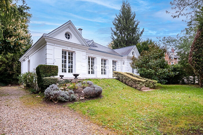 Maison à vendre - La Celle-Saint-Cloud, La Feuillaume - 9 pièces - 5 chambres