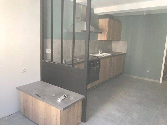 Maison à louer - Néronde - 4 pièces - 3 chambres