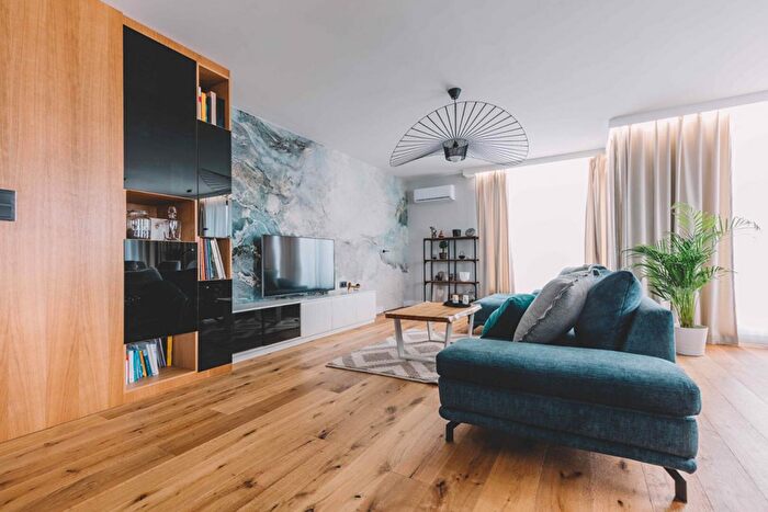 Appartement à vendre - Rillieux-la-Pape, Perica, Village - 3 pièces - 2 chambres