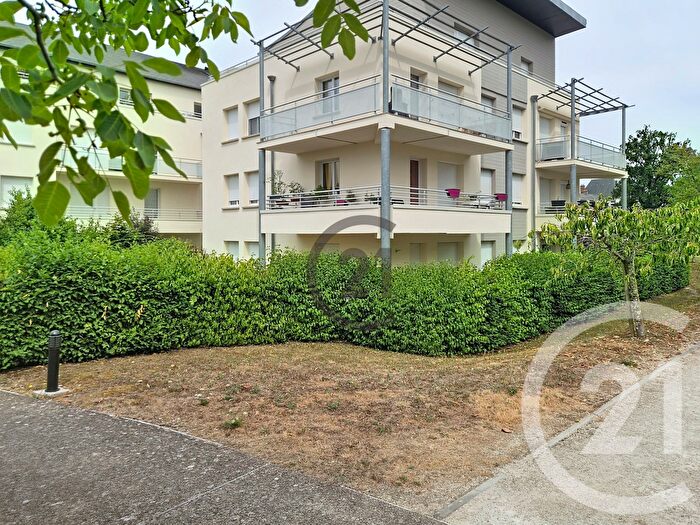 Saint-Georges-sur-Baulche : Appartement 3 pièces à vendre