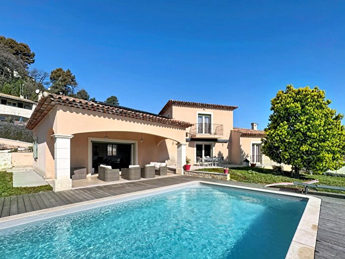 Maison à vendre - Carros - 4 pièces - 4 chambres