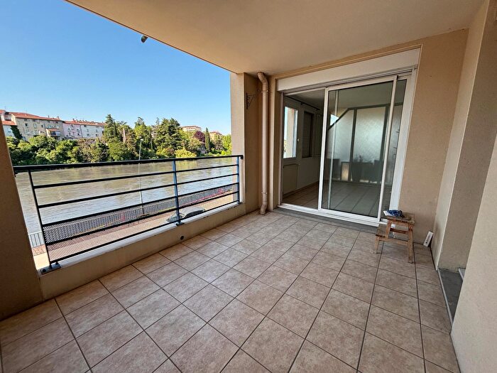 Romans-sur-Isère, Centre-ville : Appartement 2 pièces à louer