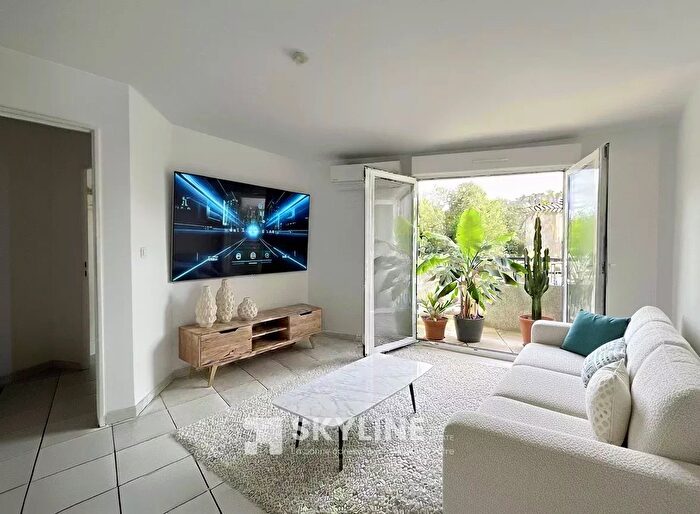 Appartement à vendre - Marseille e , La Blancarde - 3 pièces - 2 chambres