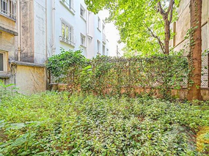 Appartement à louer - Paris ème arrondissement - 1 pièce