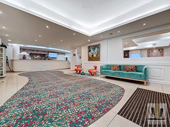 Appartement à vendre - Arcachon, Centre-ville, La Chapelle, Gare - 2 pièces - 1 chambre