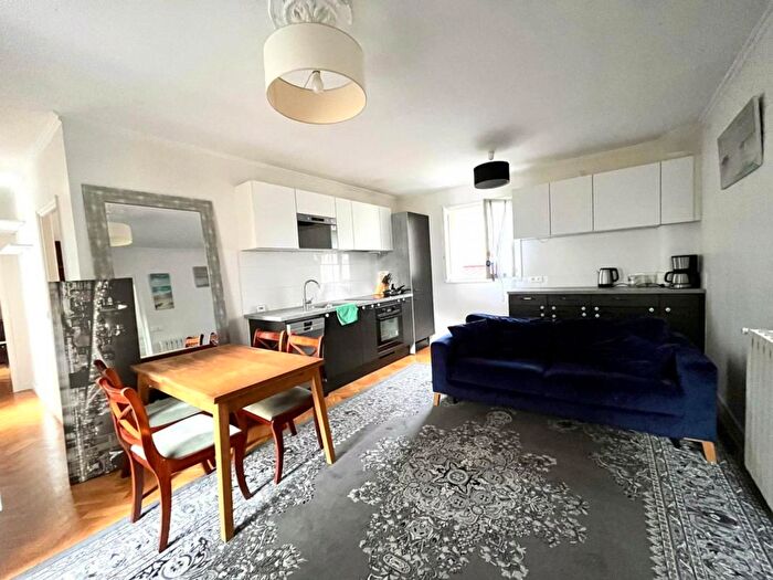 Appartement à louer - Clichy, Entrée de Ville - 3 pièces - 2 chambres