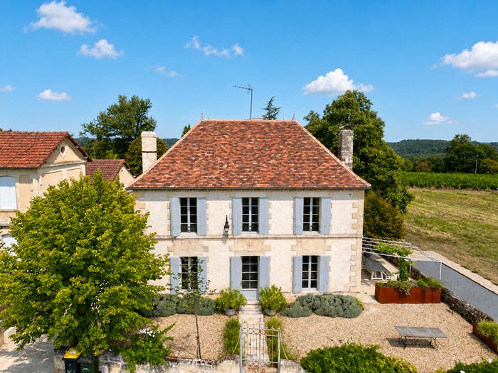 Maison 8 pièces à postalCode, à vendre