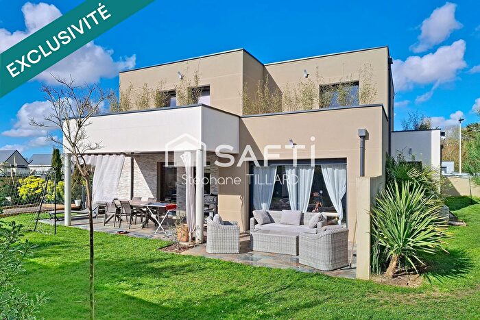 Maison à vendre - Cormelles-le-Royal - 5 pièces - 4 chambres